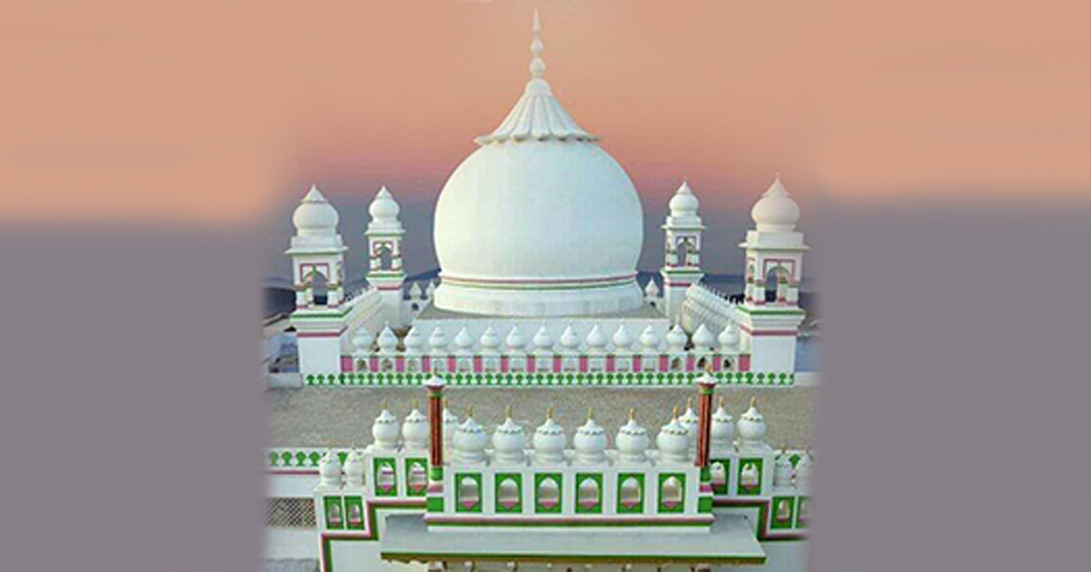 چمکے تیرے پٹ اوٹ میں مکھ روپ اجیارا جیوں سس بدلی میں