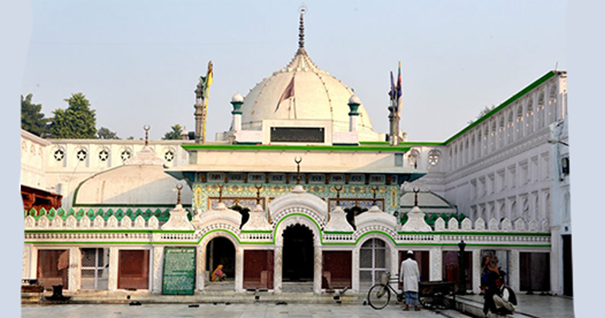 manam mahw-e-jamal-e-u nami-danam kuja raftam